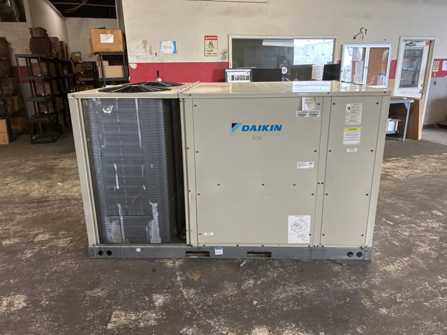12.5 Ton Two-Stage Convertible Packaged Air Conditioning Unit, 11 EER, – Surplus City