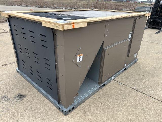 4 Ton Two-Stage Convertible Natural Gas/Electric Packaged Unit, 18 SEE ...