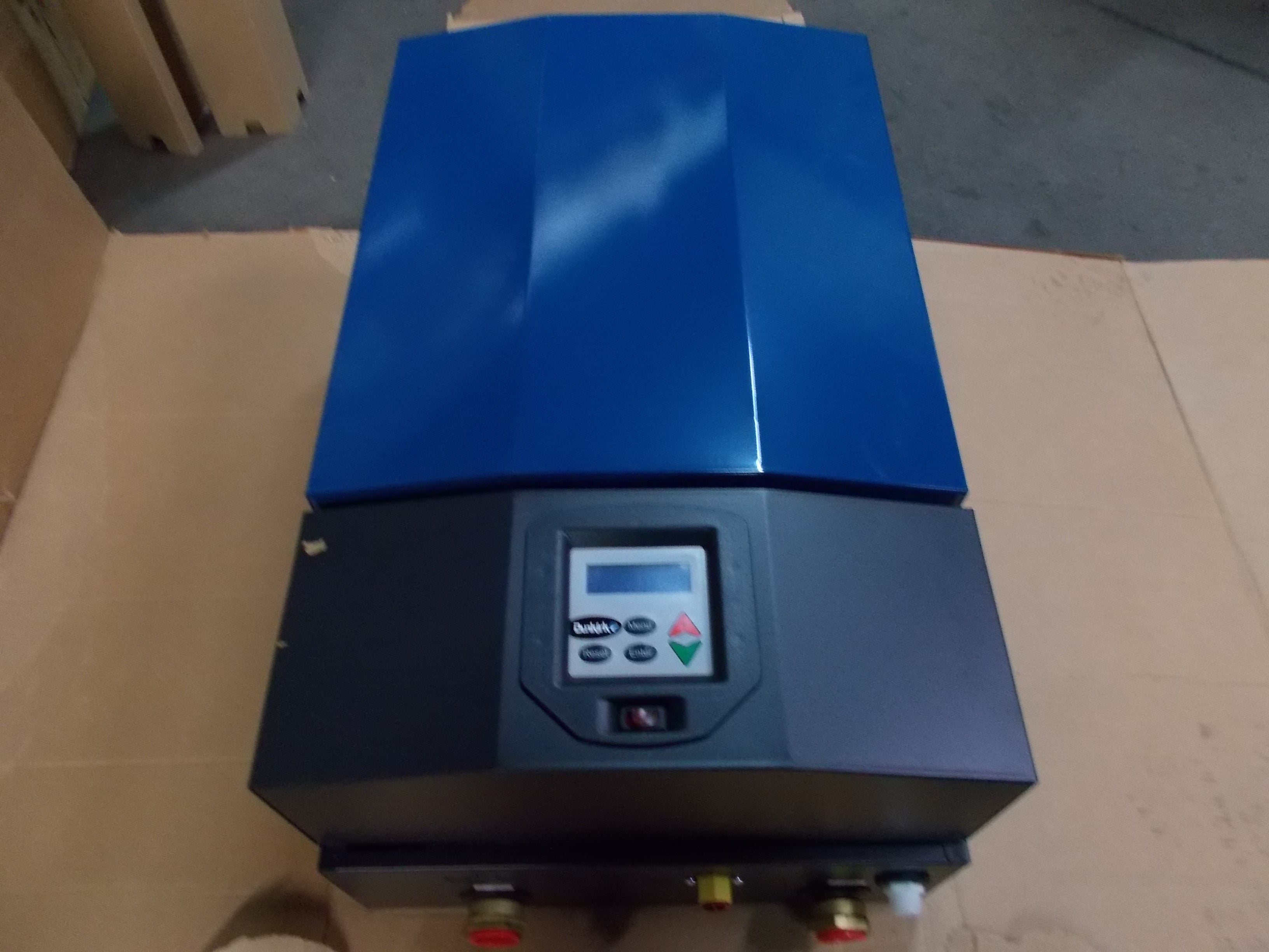 75,000 BTU "HELIX VLT DK" SERIES HOT WATER MODULATING VERTICAL LASER T ...