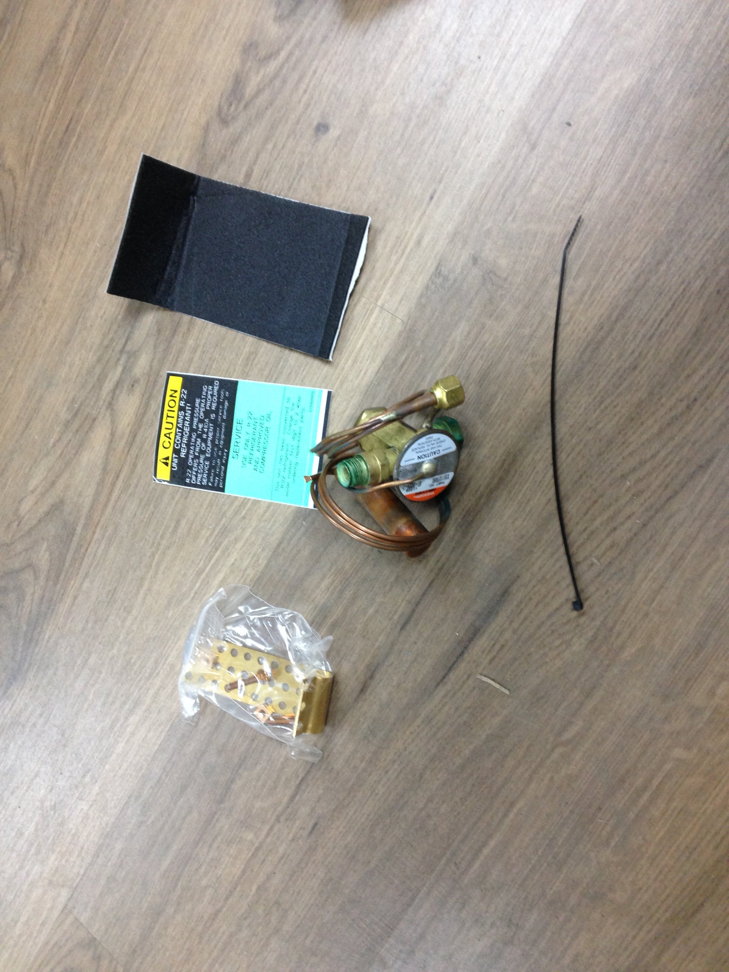 1-1/2 To 2-1/2 Ton Field Mounted TXV Kit, R-22 – Surplus City Liquidators