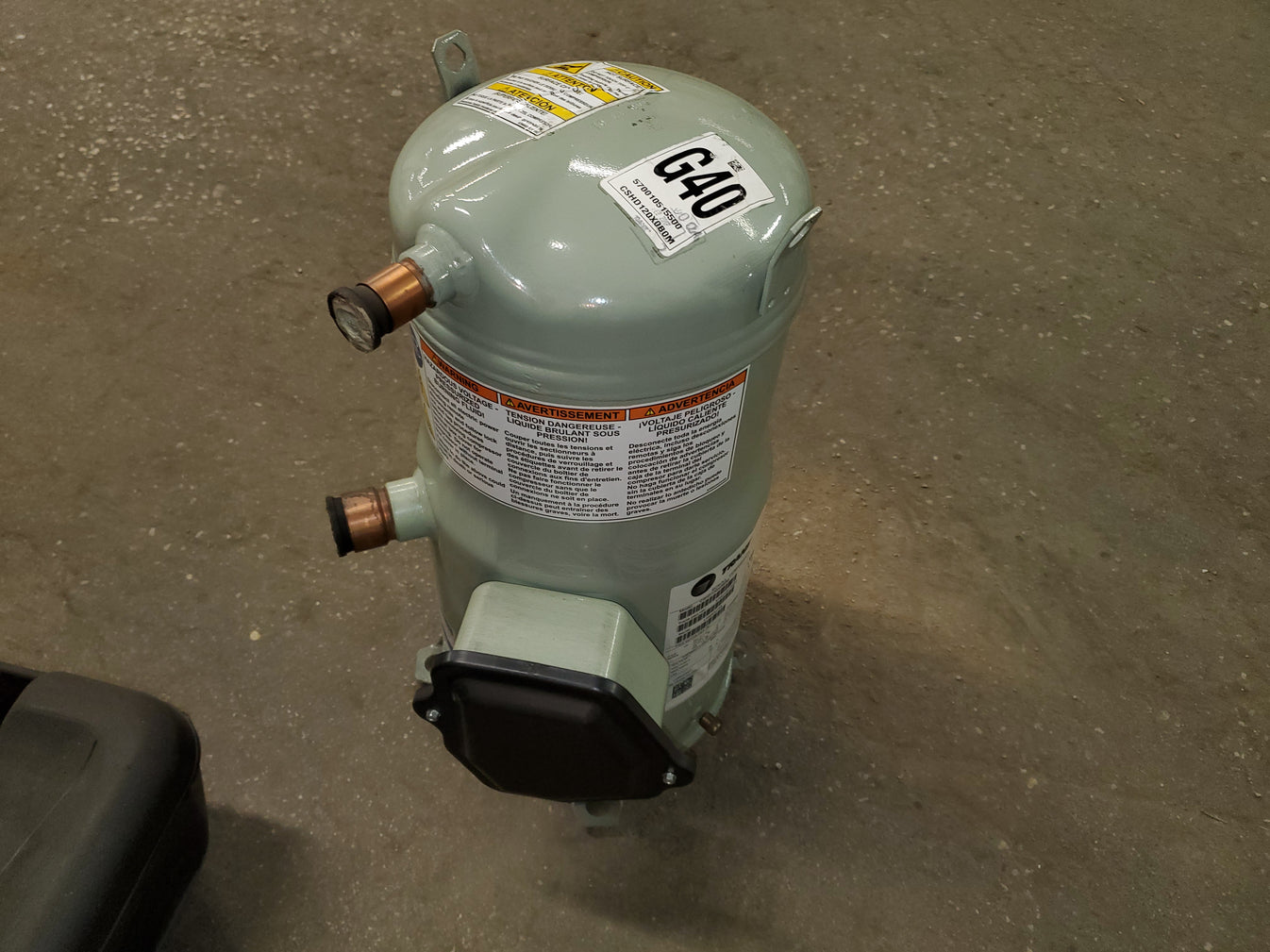 10 Ton Ac/HP Scroll Compressor, 380/60/3 R-410A – Surplus City Liquidators