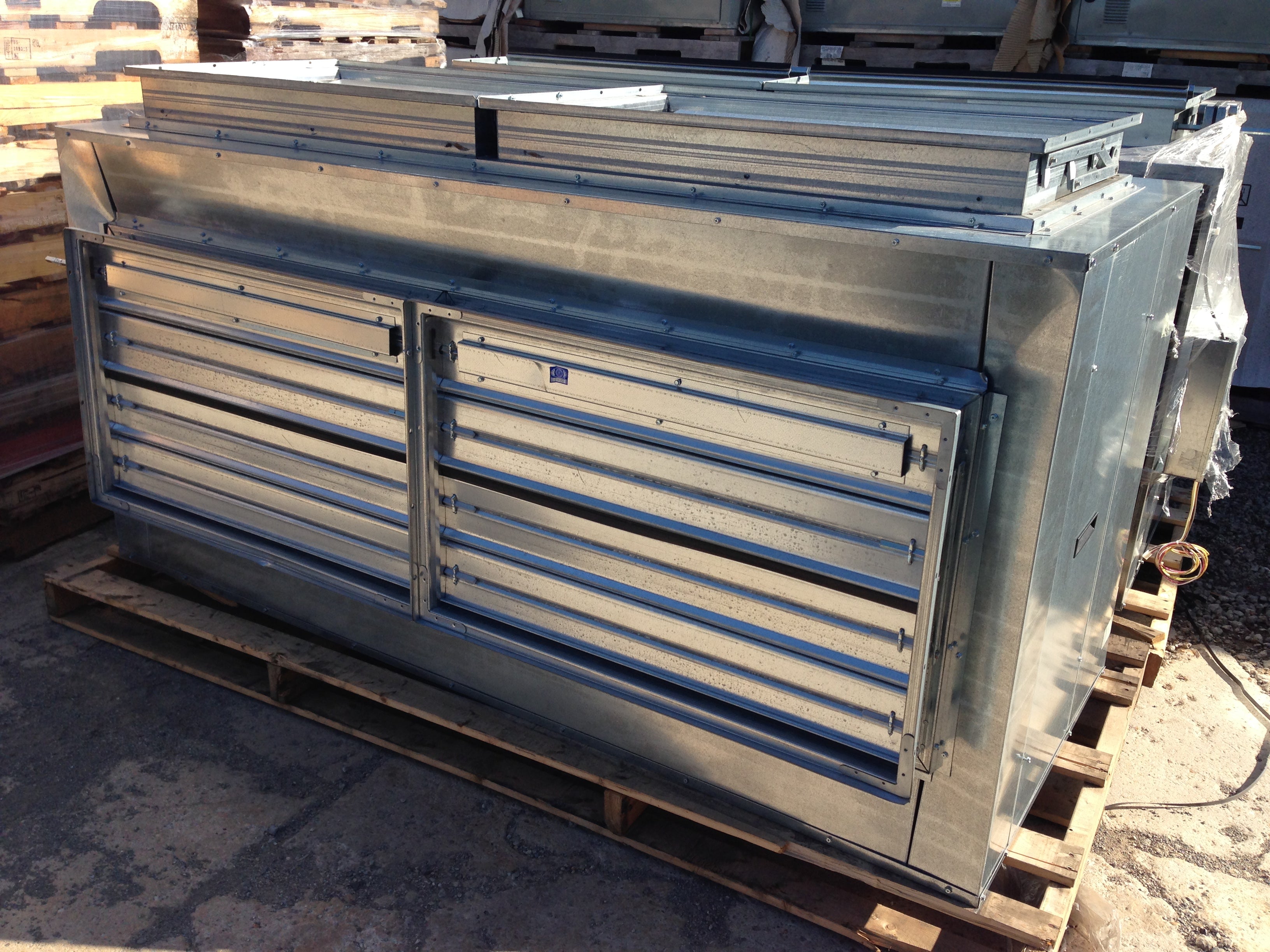 Vertical Air Side Economizer for a DSV240B Unit – Surplus City