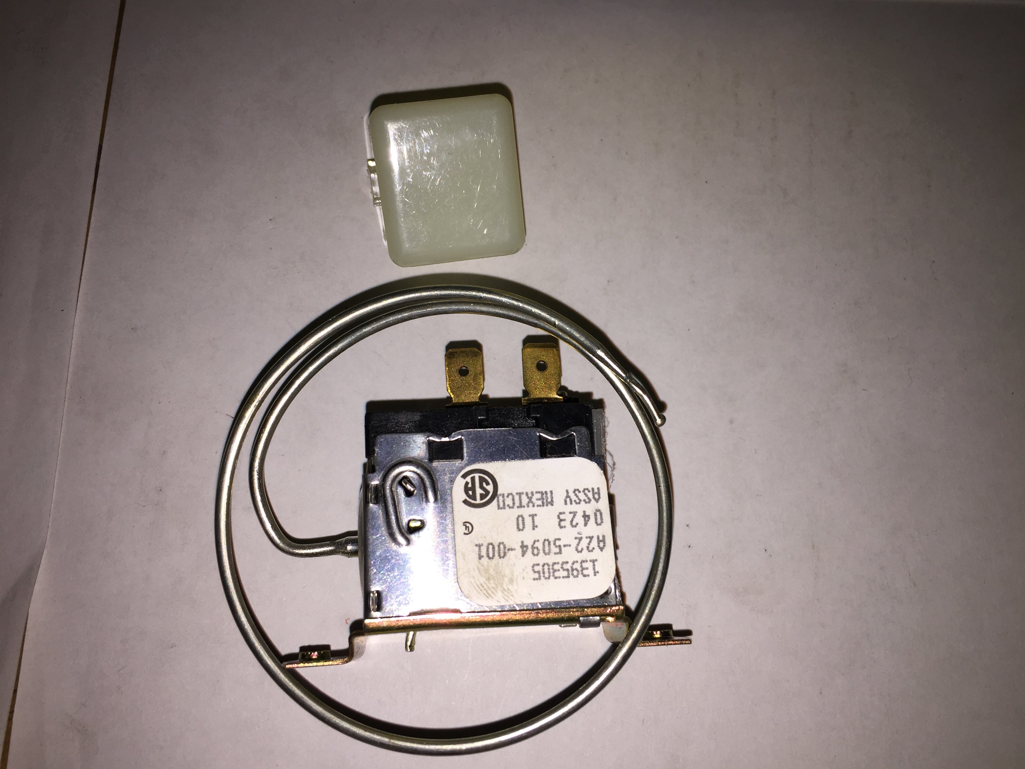 Universal Temperature Control Switch 12Capillary" – Surplus City