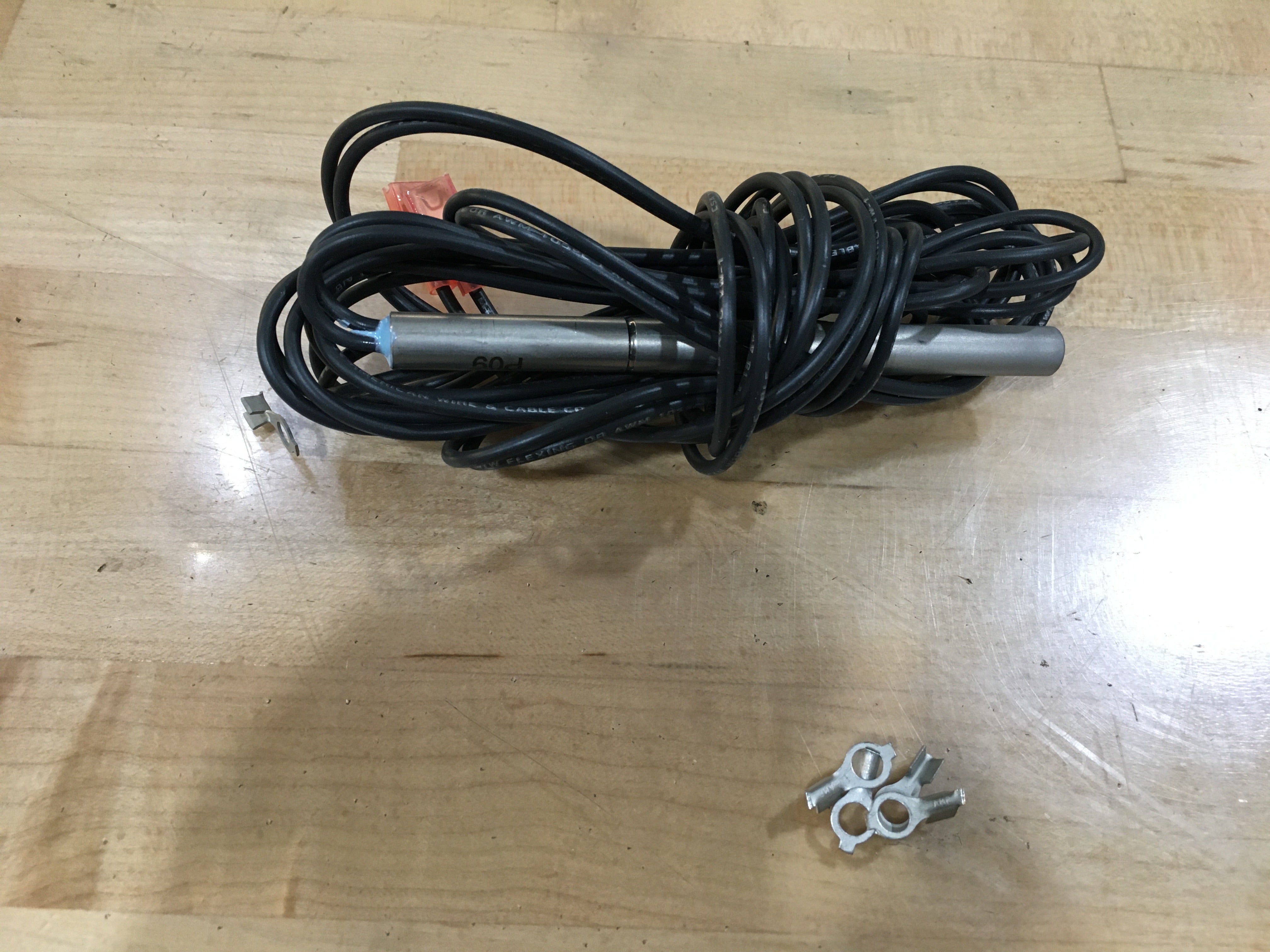 65 WATT, 230V CRANKCASE HEATER FOR RECIPROCATING COMPRESSORS – Surplus ...