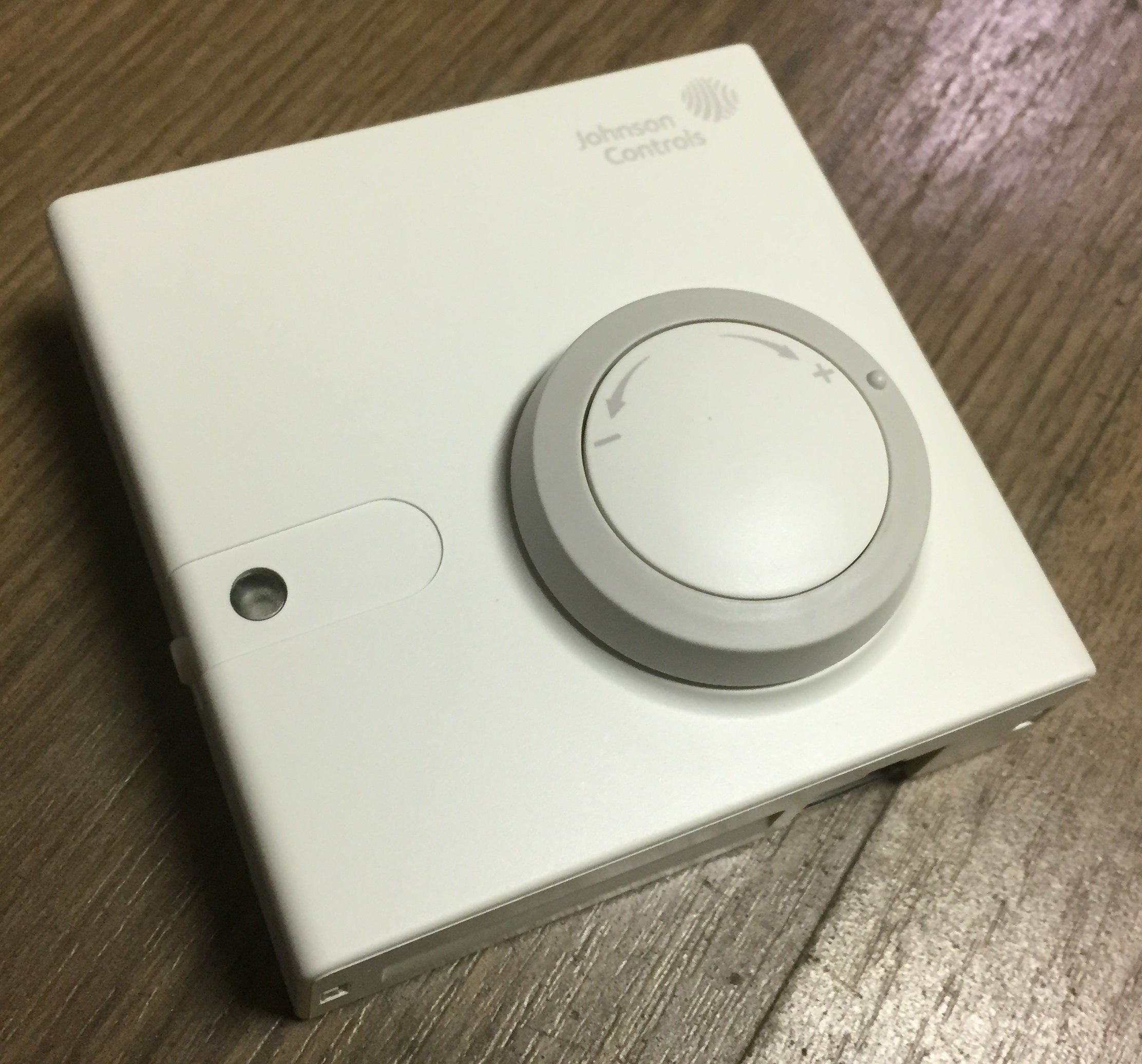 Te-6800 Series Wall Mount Temperature Sensor – Surplus City Liquidators