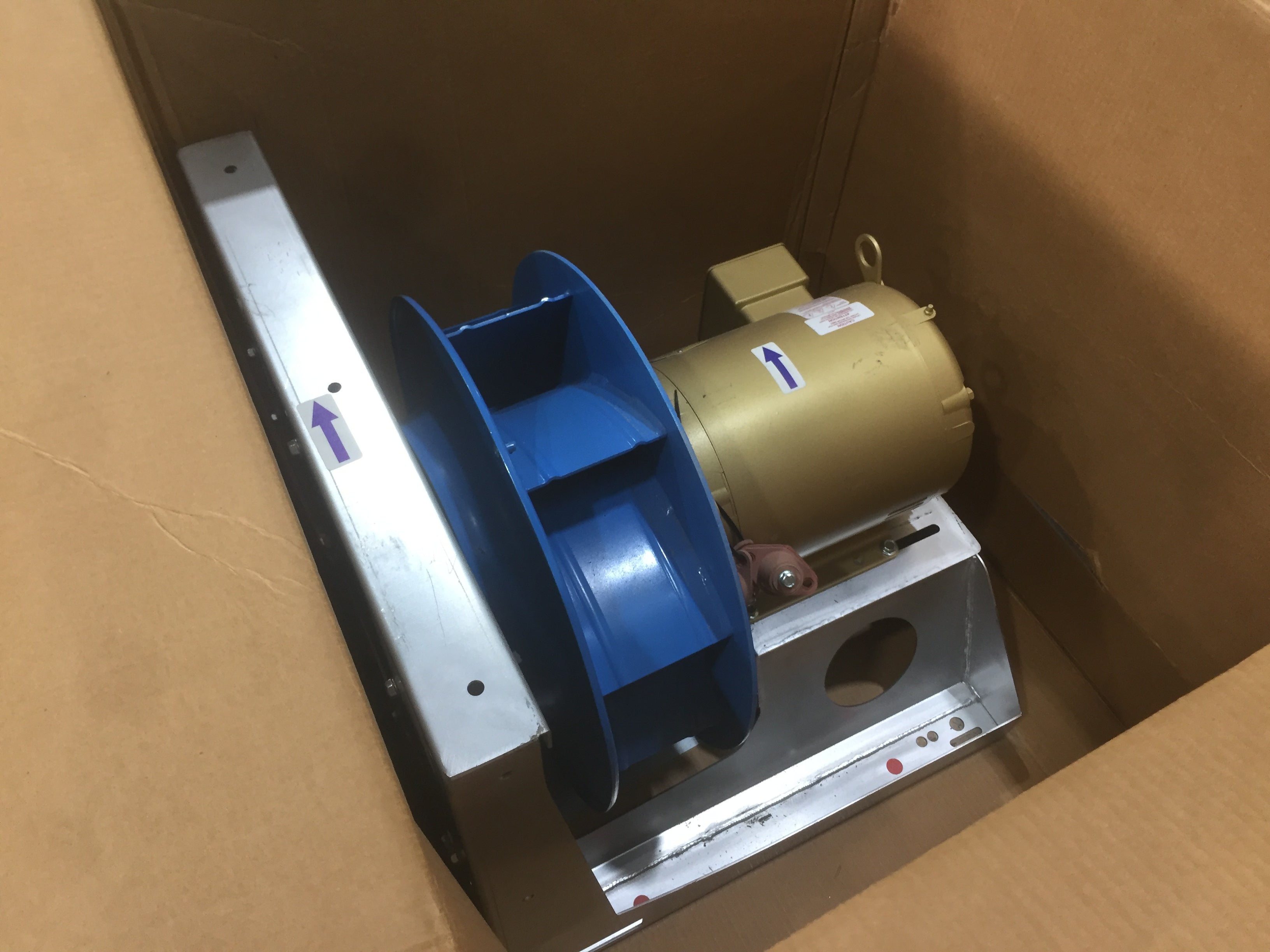 18" Single Inlet Direct Drive Plenum Fan w/7.5HP 575 Volt Motor RPM 25 ...