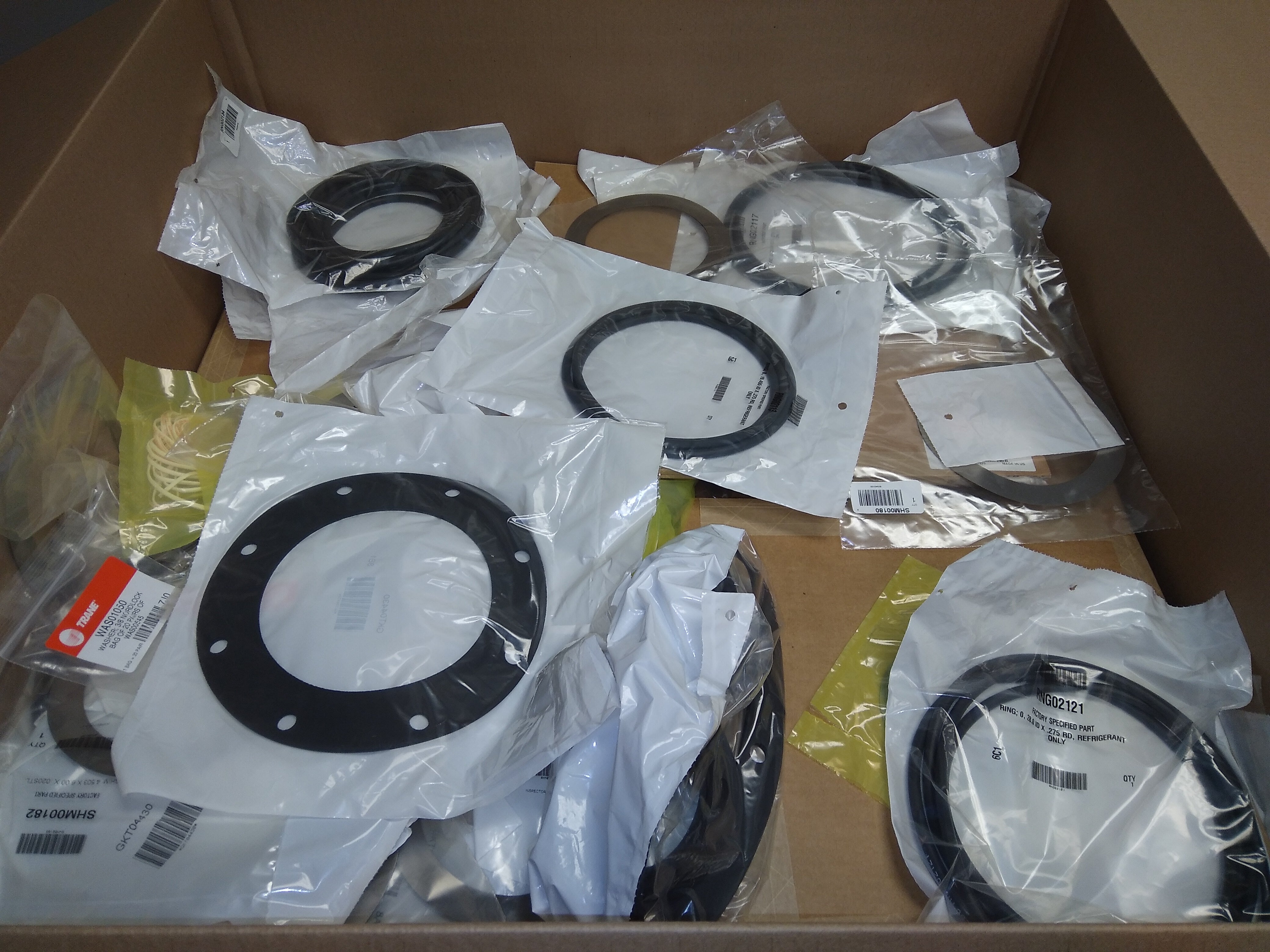 COMPRESSOR MOTOR CHANGEOUT KIT FOR CVHG 056 WATER COOLED CHILLERS WITH ...