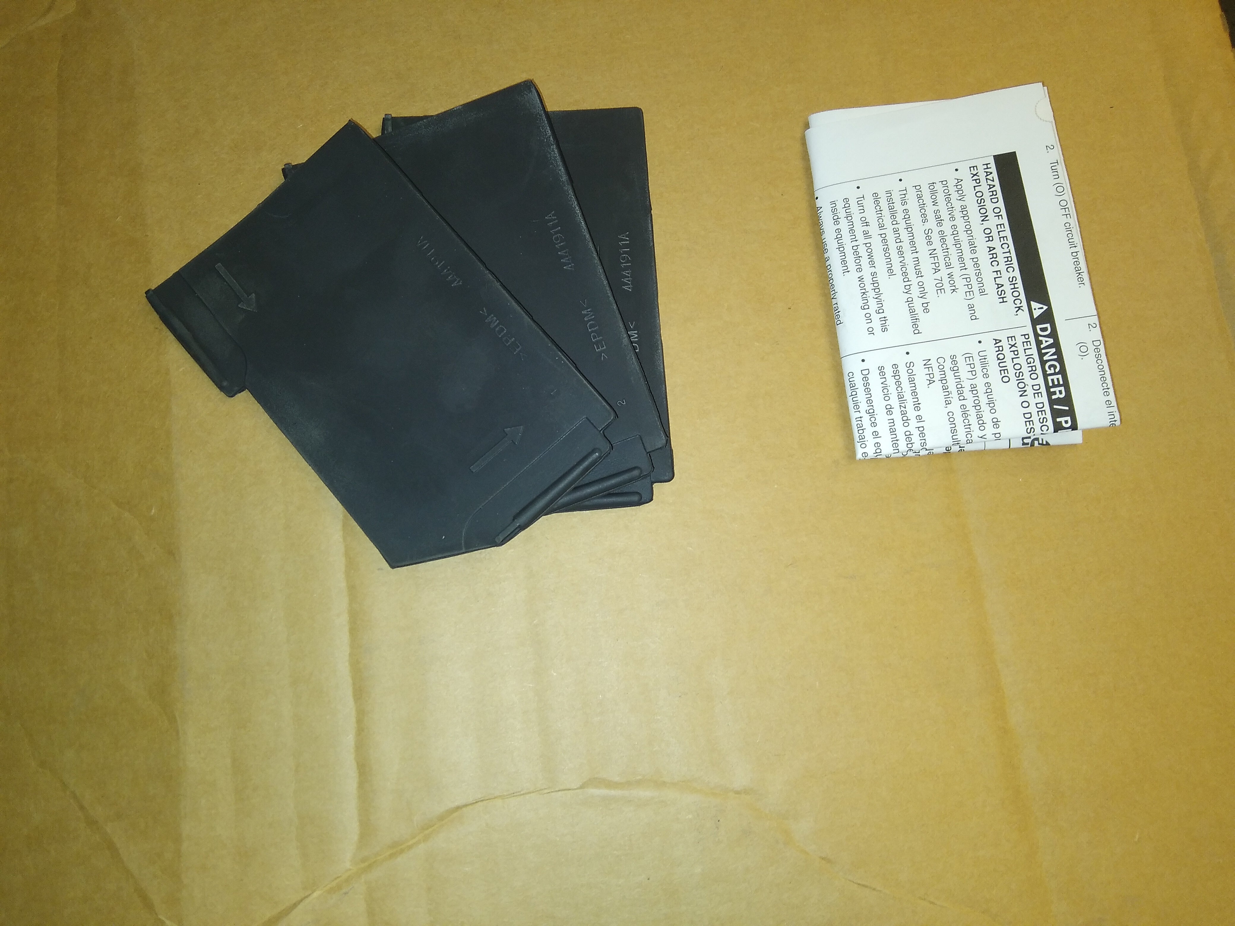 PHASE BARRIER KIT FOR M/P STYLE CIRCUIT BREAKERS – Surplus City