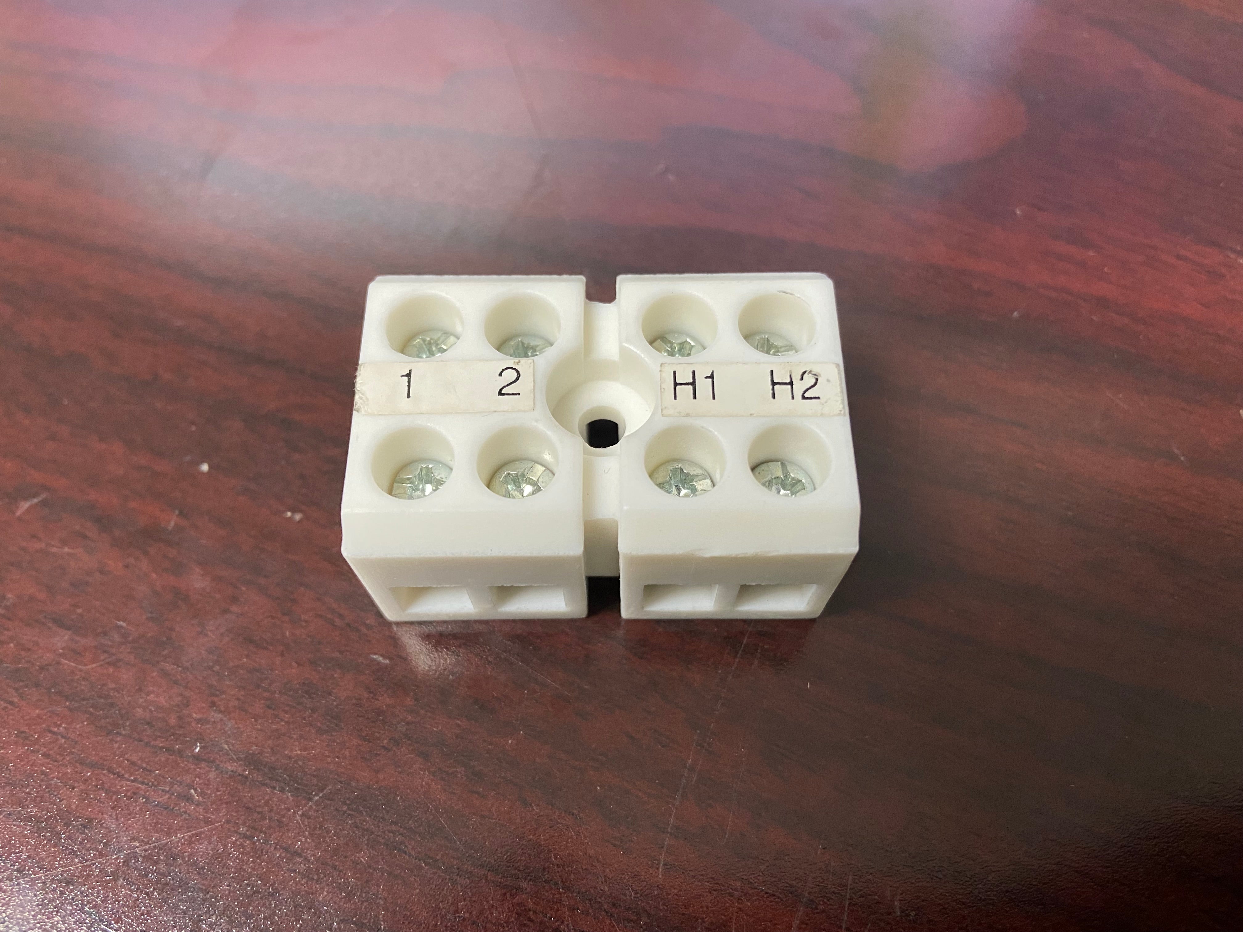 250 VAC TERMINAL BLOCK – Surplus City Liquidators