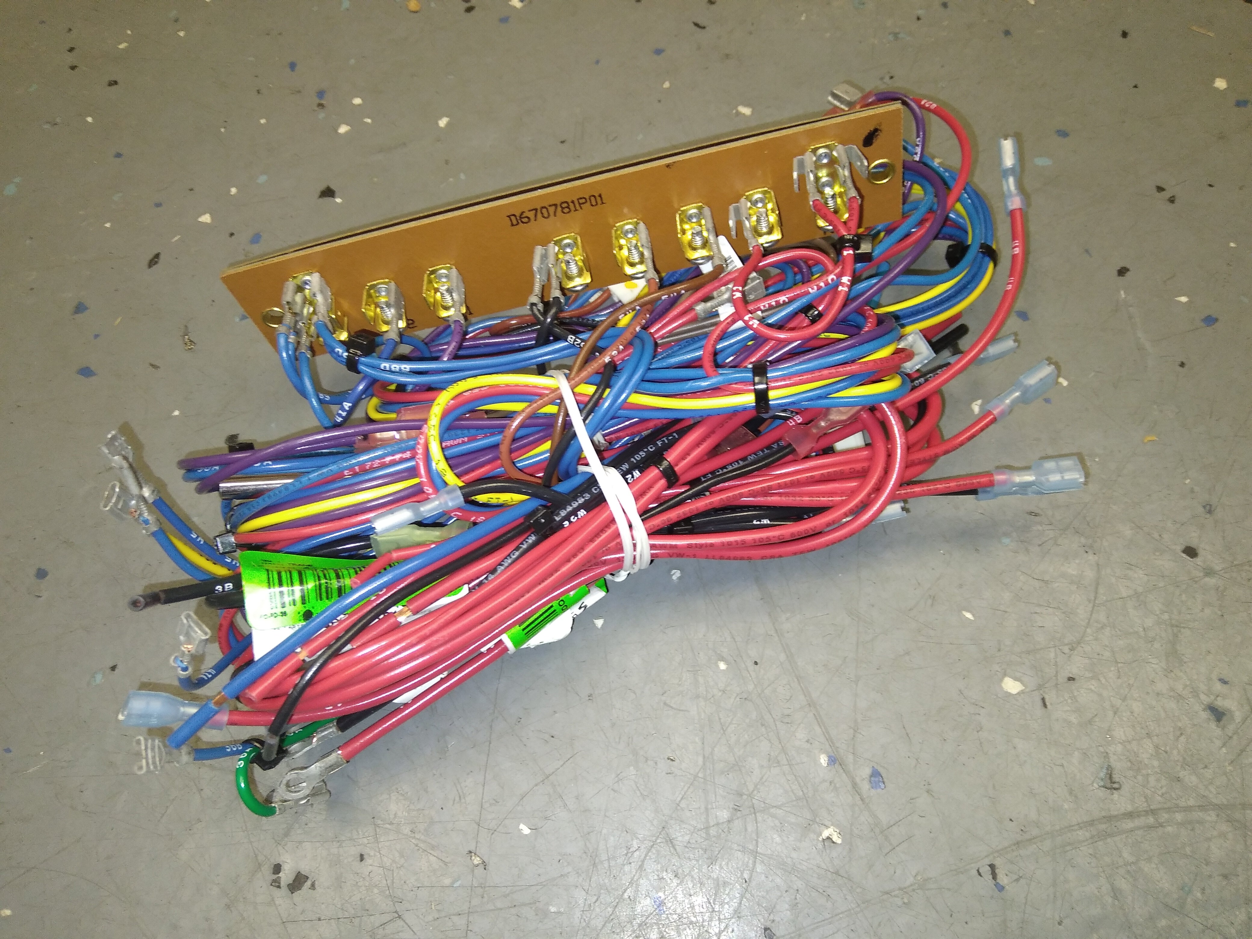 WIRING HARNESS RELIATEL CONTROLS FOR TRANE VOYAGER SERIES PACKAGE UNIT ...