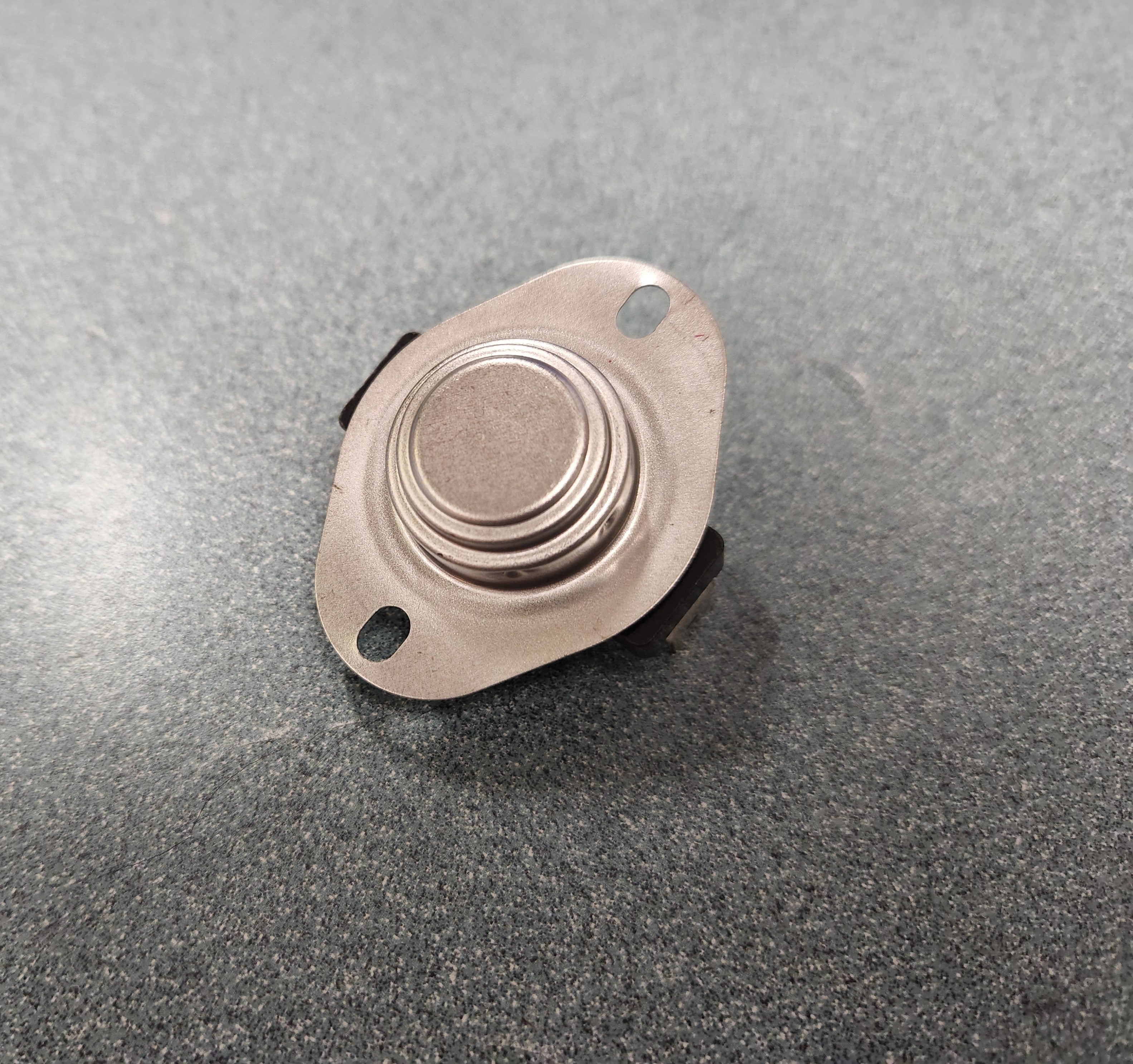 L120-10F Limit Switch – Surplus City