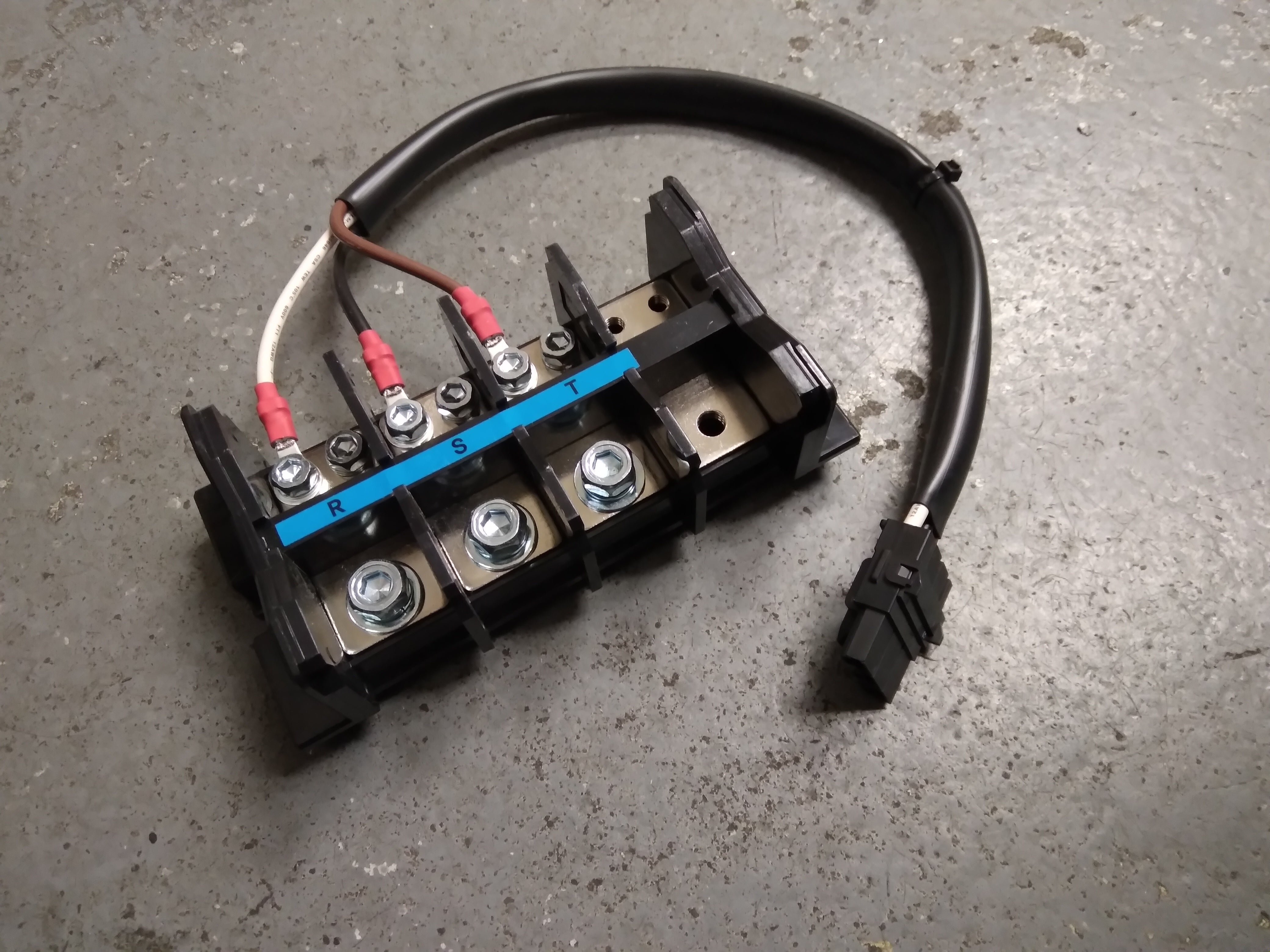 WIRING HARNESS WITH TERMINAL BLOCK – Surplus City