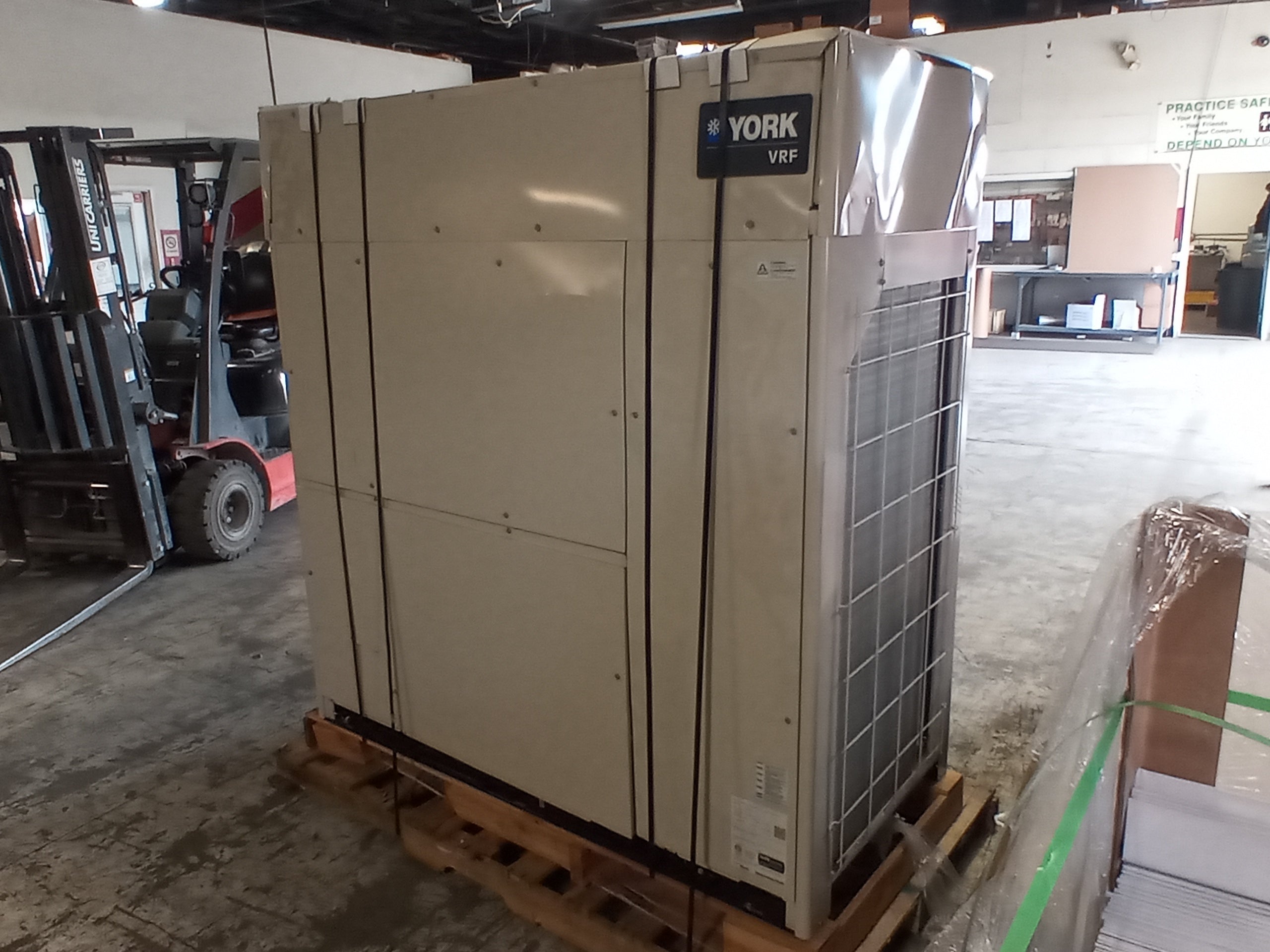 16 TON VRF HEAT RECOVERY PACKAGED HEAT PUMP UNIT, 230/60/3, R-410A ...