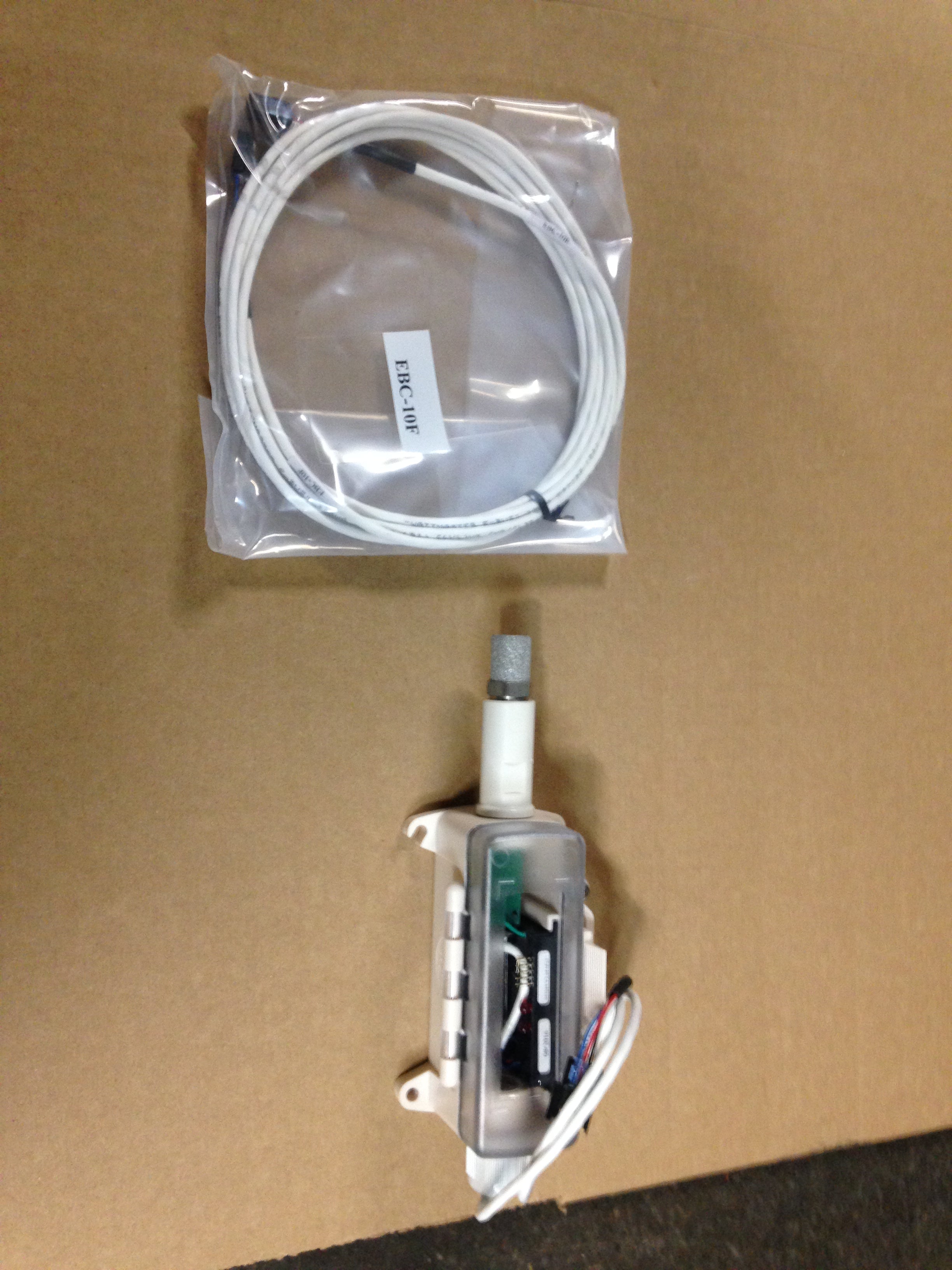 Ebus Vertical Outside Air Temp/Rh Sensor – Surplus City