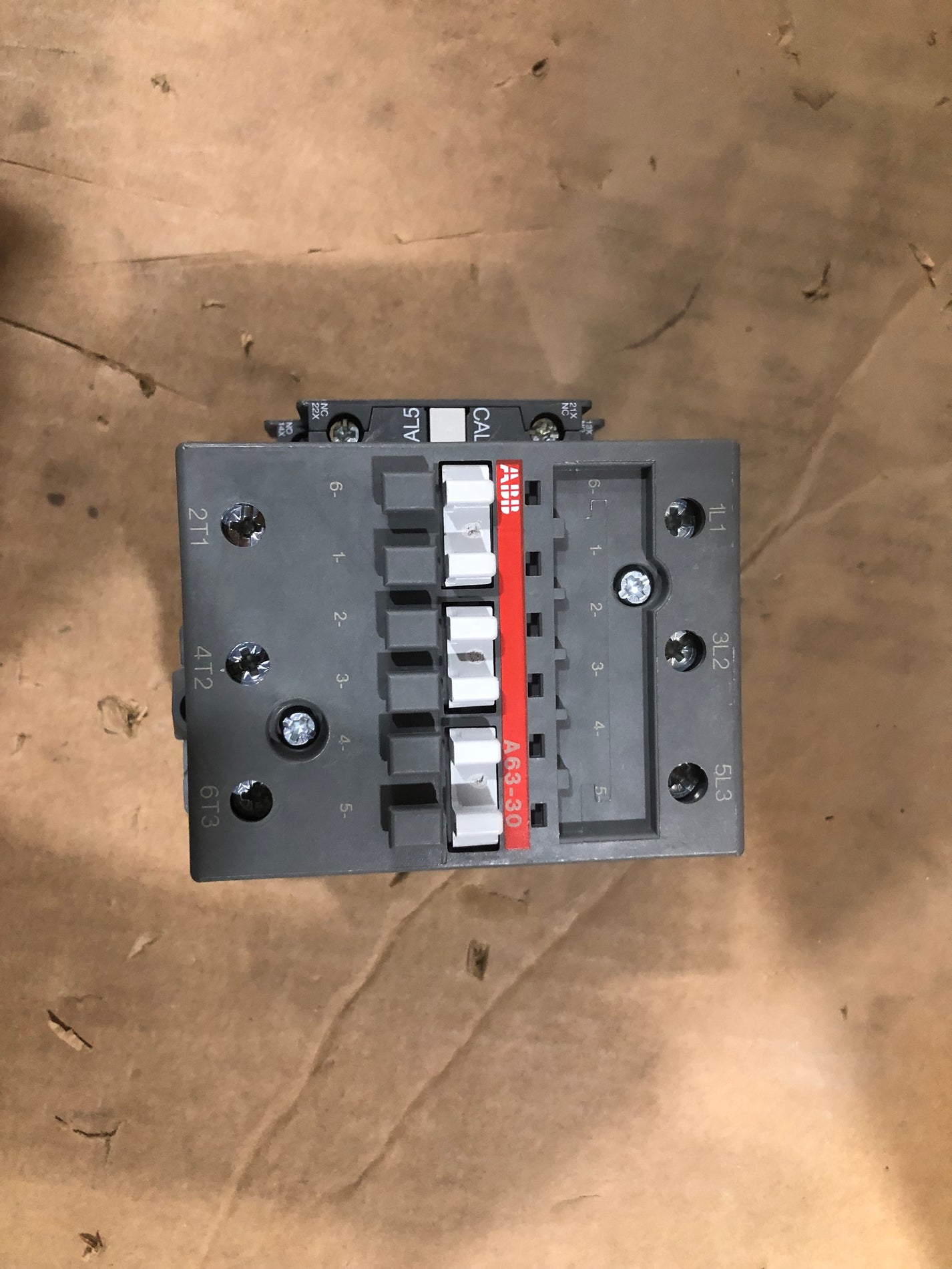 MULTI VOLT 3 POLE CONTACTOR SINGLE PHASE AND THREE PHASE COMPATIBLE ...