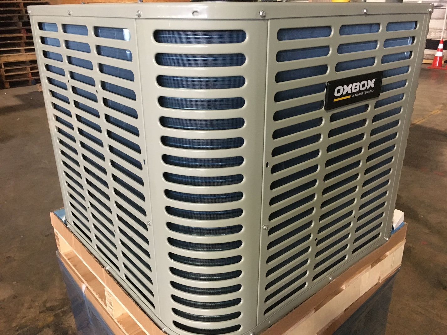 2.5 TON SPLIT SYSTEM AIR CONDITIONER 208-230/60/1 16 SEER R-410A ...