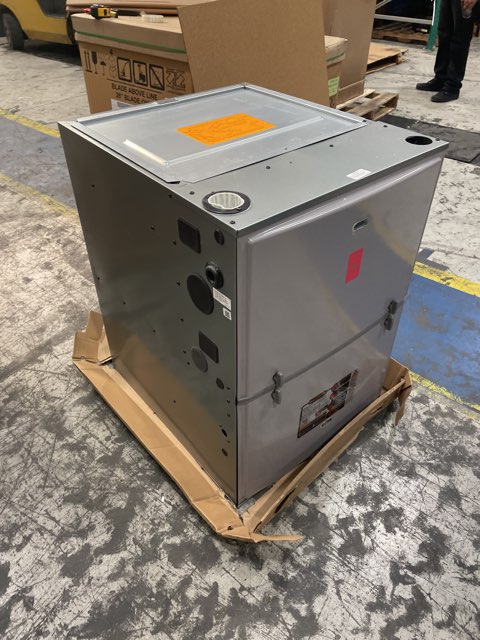 112,000 BTU 2-Stg Comm Compatible Modulating Upflow ECM Var Spd Gas Fu ...