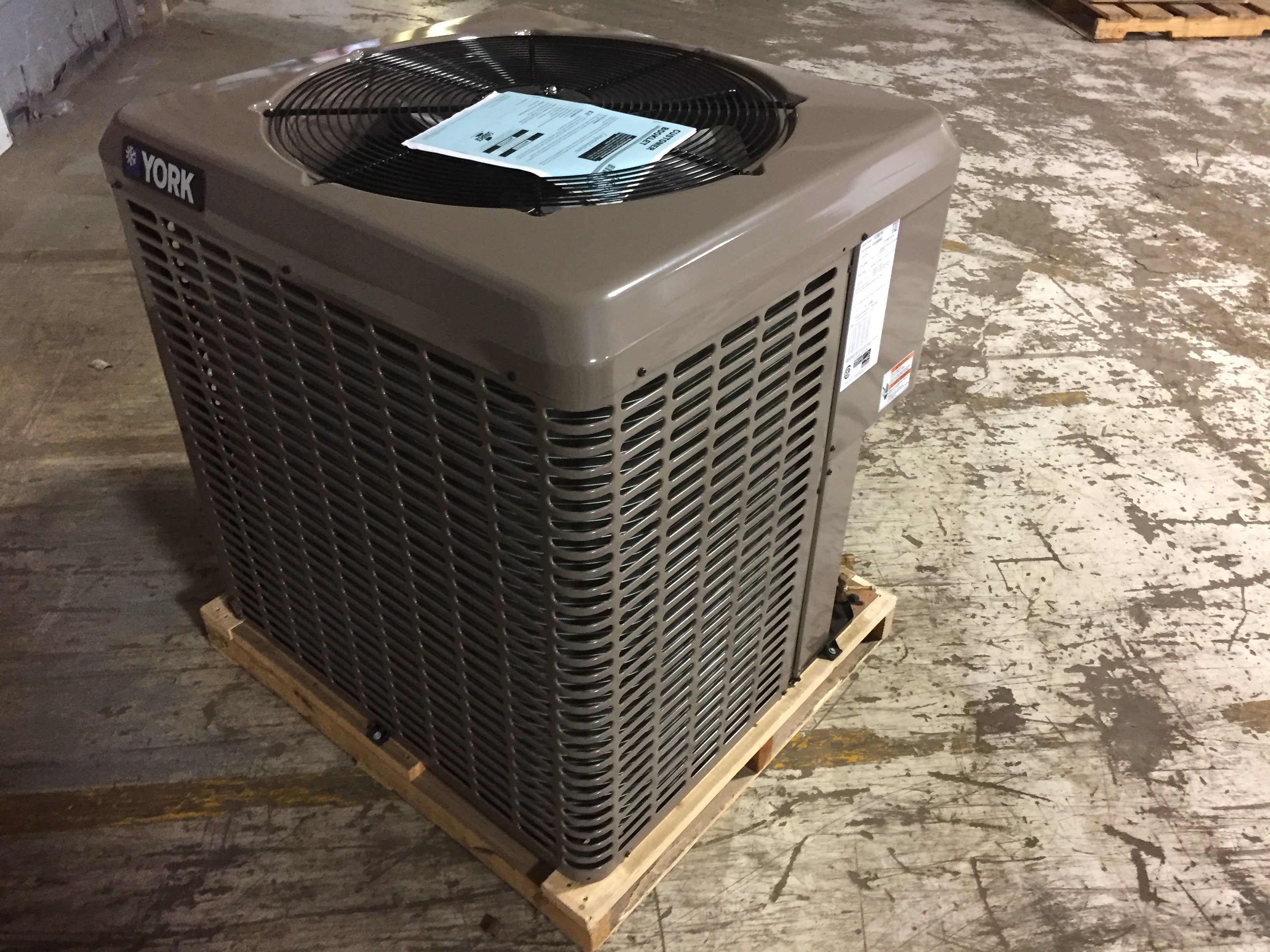 2.5 Ton Split-System Air Conditioner, 17 Seer 208-230/60/1 R-410A ...