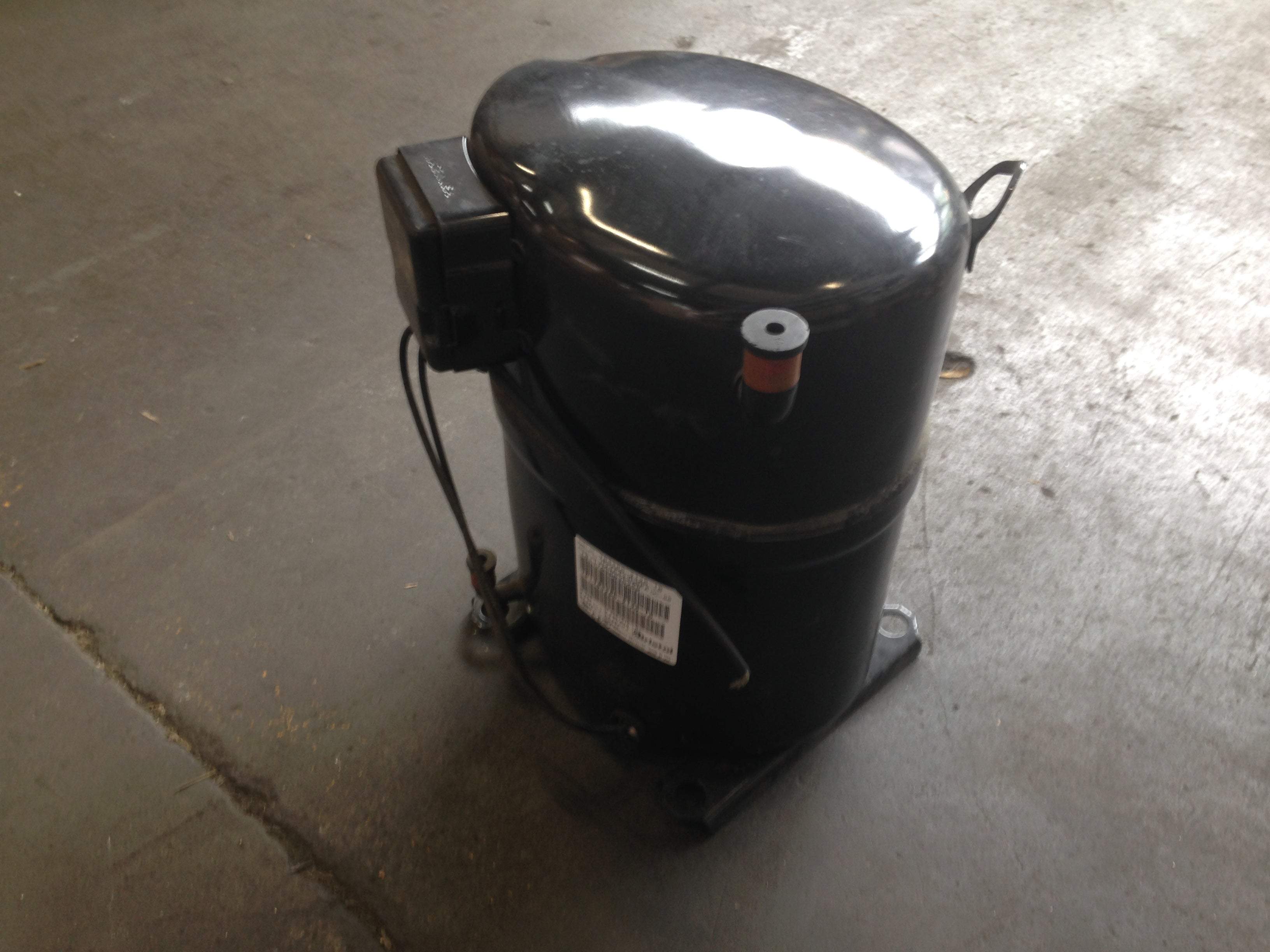 3-1/2 Ton Ac/HP Hermetic Compressor W/Crankcase Heater 380-460/50-60/3 ...